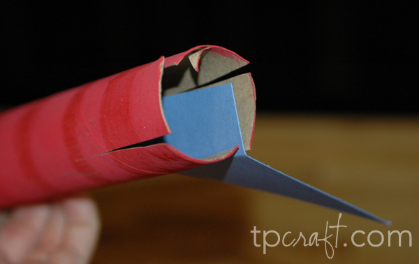 TPcraft.com: Paper Towel Roll Rocket {Space Day}