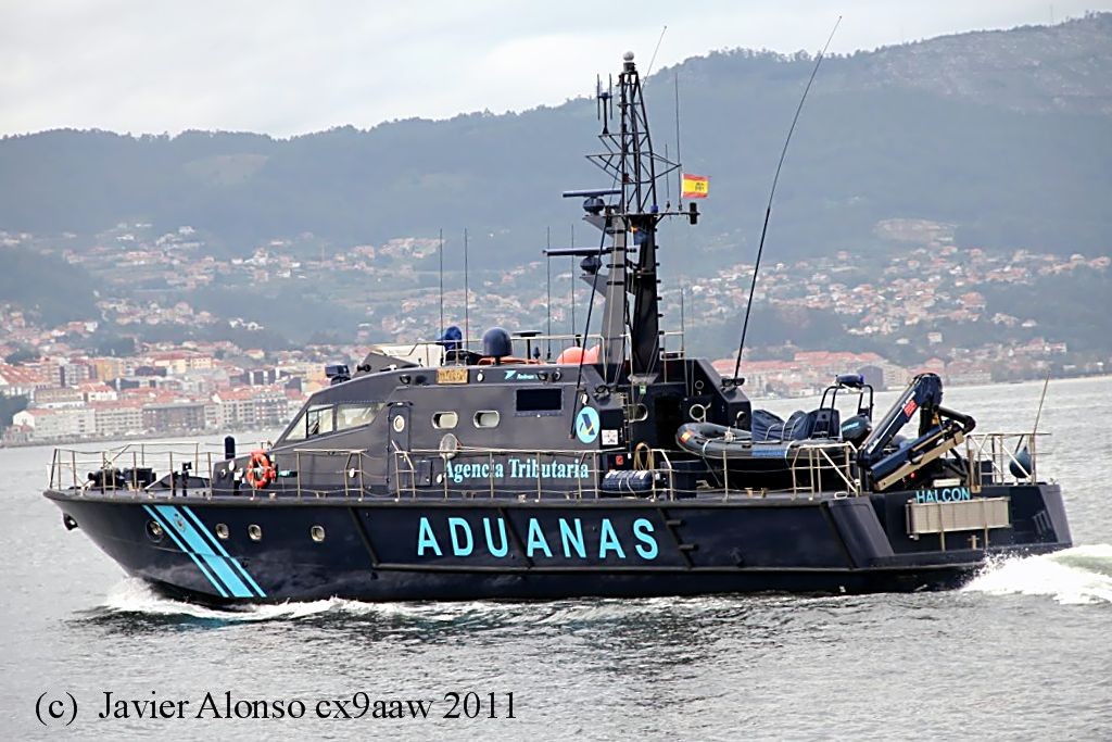 Observador de buques shipspotter en Vigo: “HALCÓN” El buque patrullero ...
