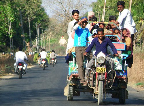 TRANSIT-CITY / URBAN & MOBILE THINK TANK: L'INDE, SON CHHAKDA ET SES ...