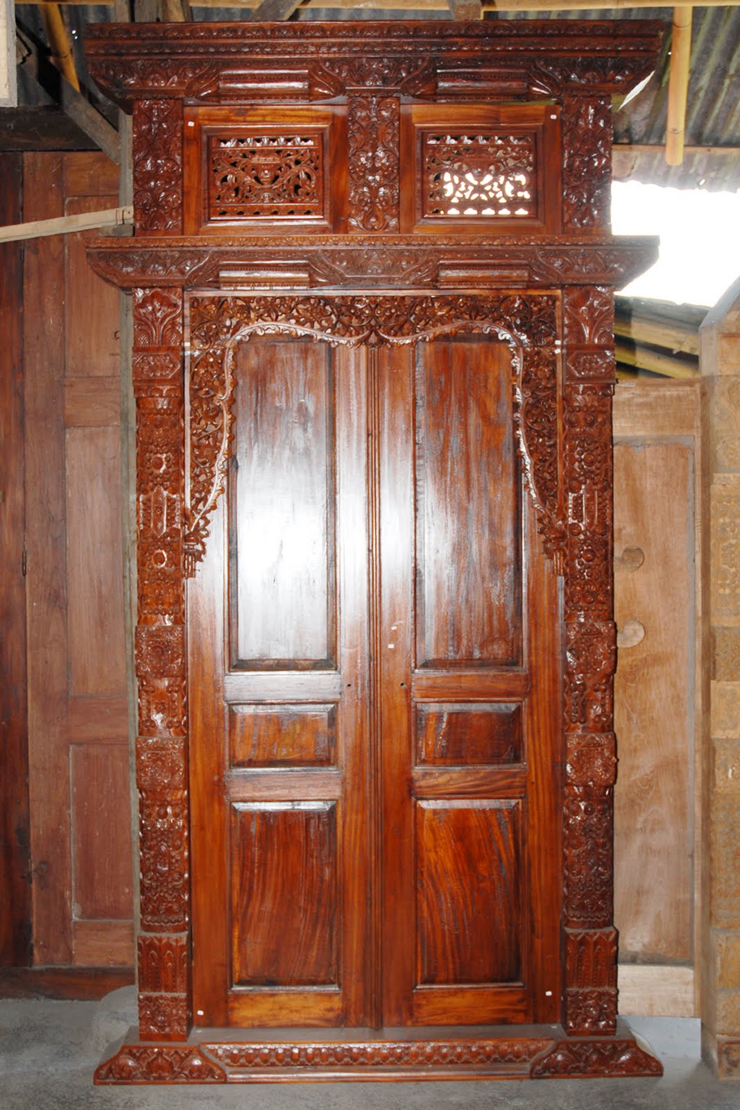 HARAPAN ART ANTIQUE FURNITURE (MEBEL)
