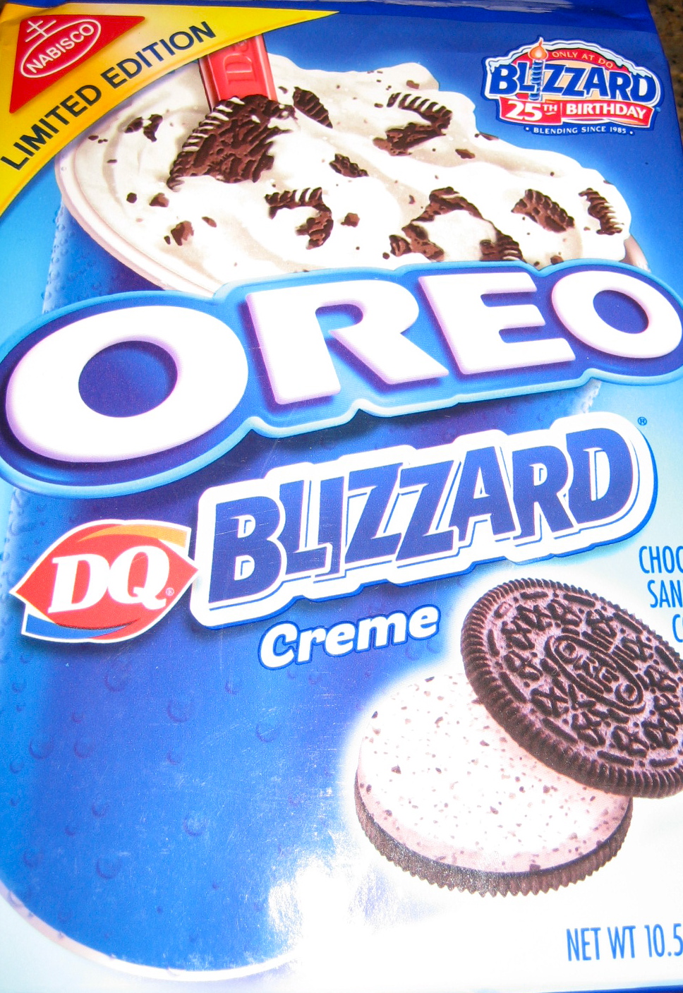 CRAVE: Shiny New Product Review: Oreo Dairy Queen Blizzard Creme