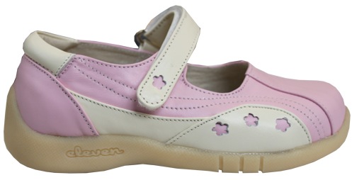 Have you got your pair of Eleven Shoes? – the SIMPLE moms