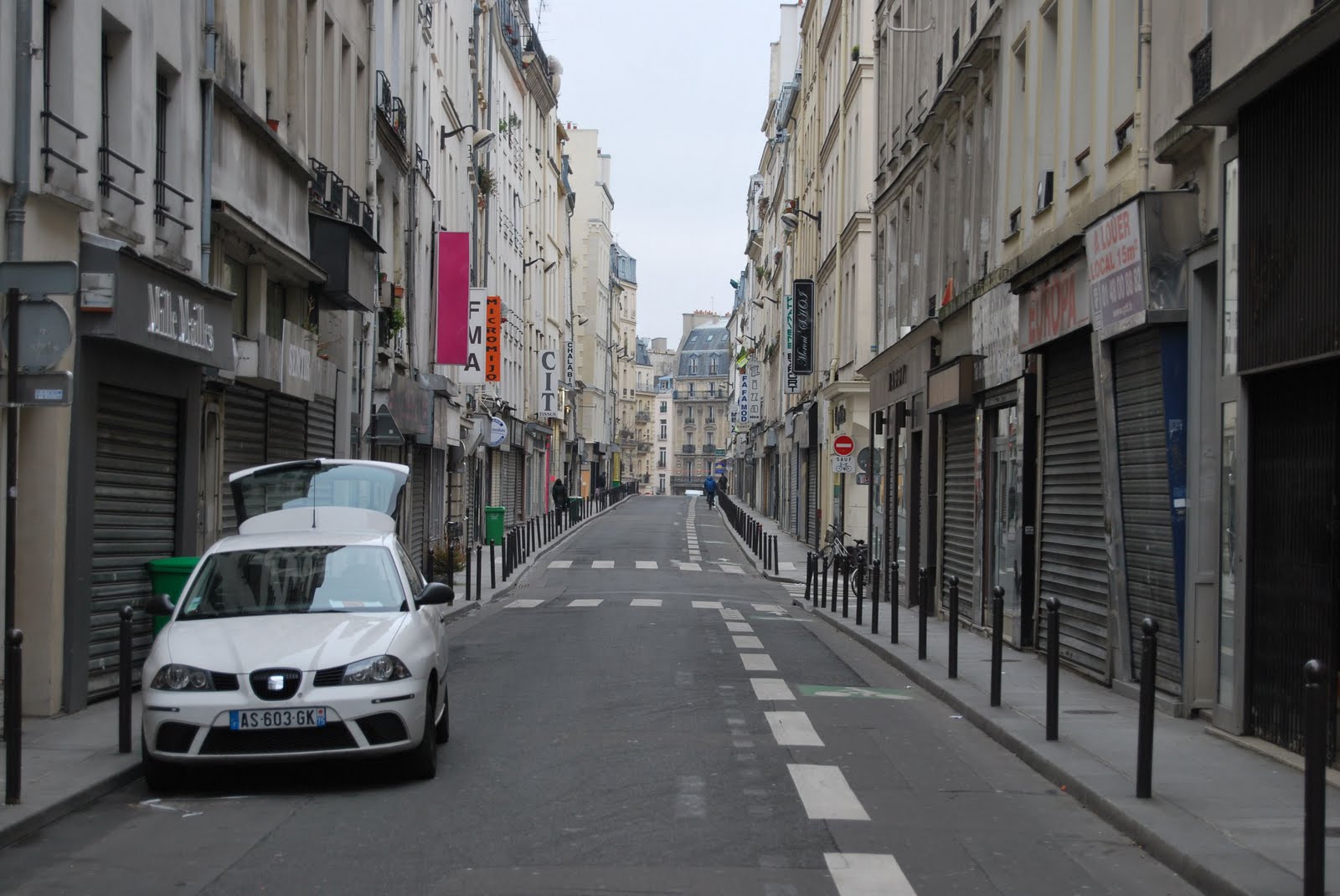 rue pestalozzi: le sentier à paris 1 / le sentier in paris 1
