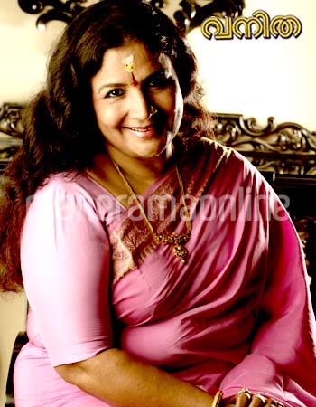 Film Actress Photos: Old Actress Jayabharathi Hot Photos