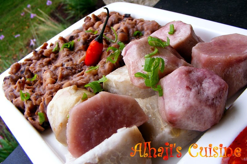 Food and lens: Beans With Coco Yam/Malanga And Spicy Chipotle Sauce.