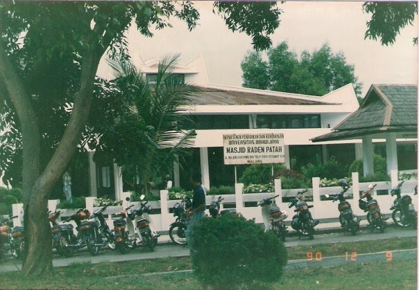 meniti jalan: Masjid Raden Patah