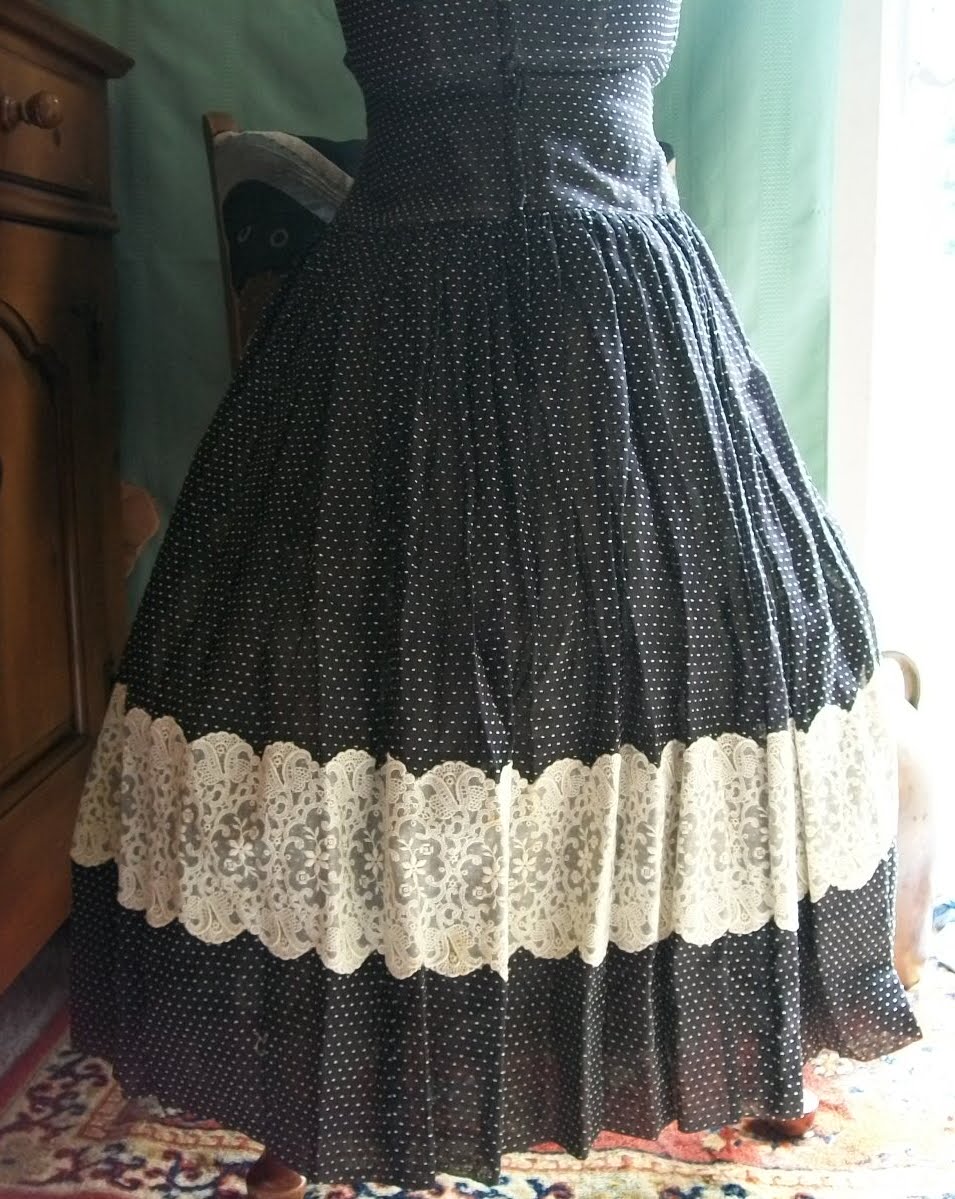 Shop Update: Fabulous 50's Frocks! / Va-Voom Vintage | Vintage Fashion ...