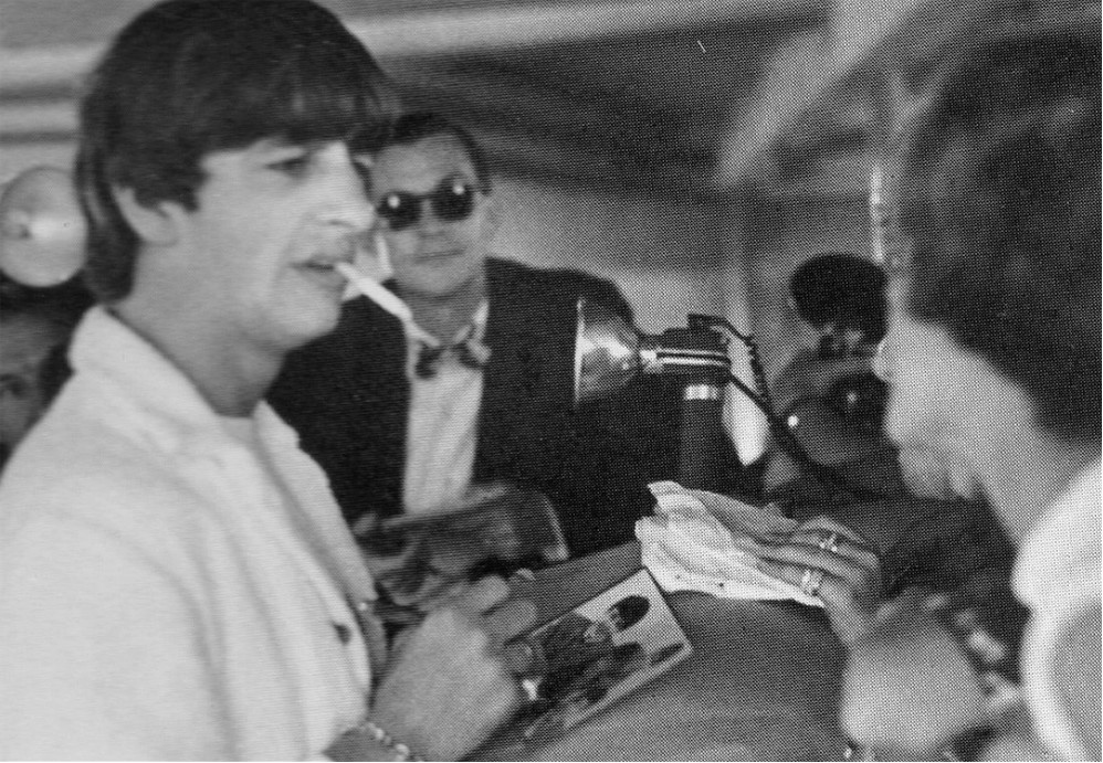 Meet the Beatles for Real: Autograph please?