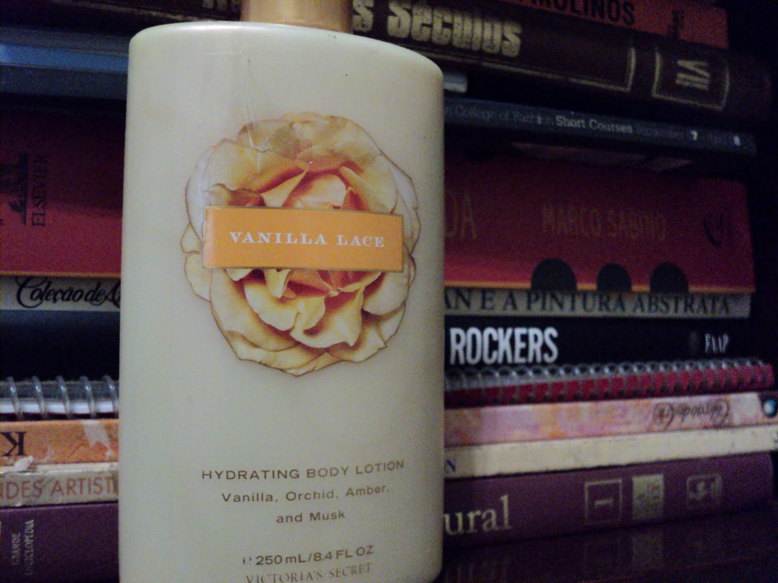 Mini Bureaux Store: Victoria's Secrets - Vanilla Lace