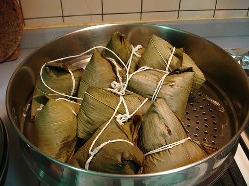 Life Tips n'd Tricks: Taiwanese style rice dumpling - Step 3(Tasting)