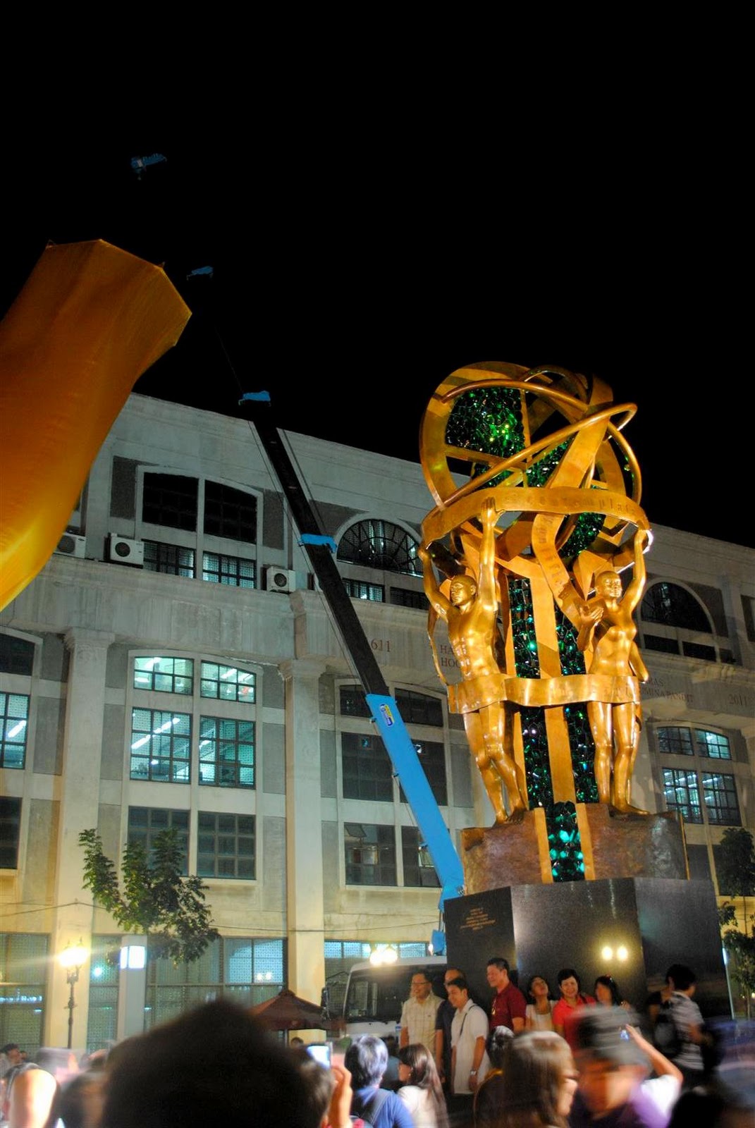 Sleek in the City: The Quattromondial Monument