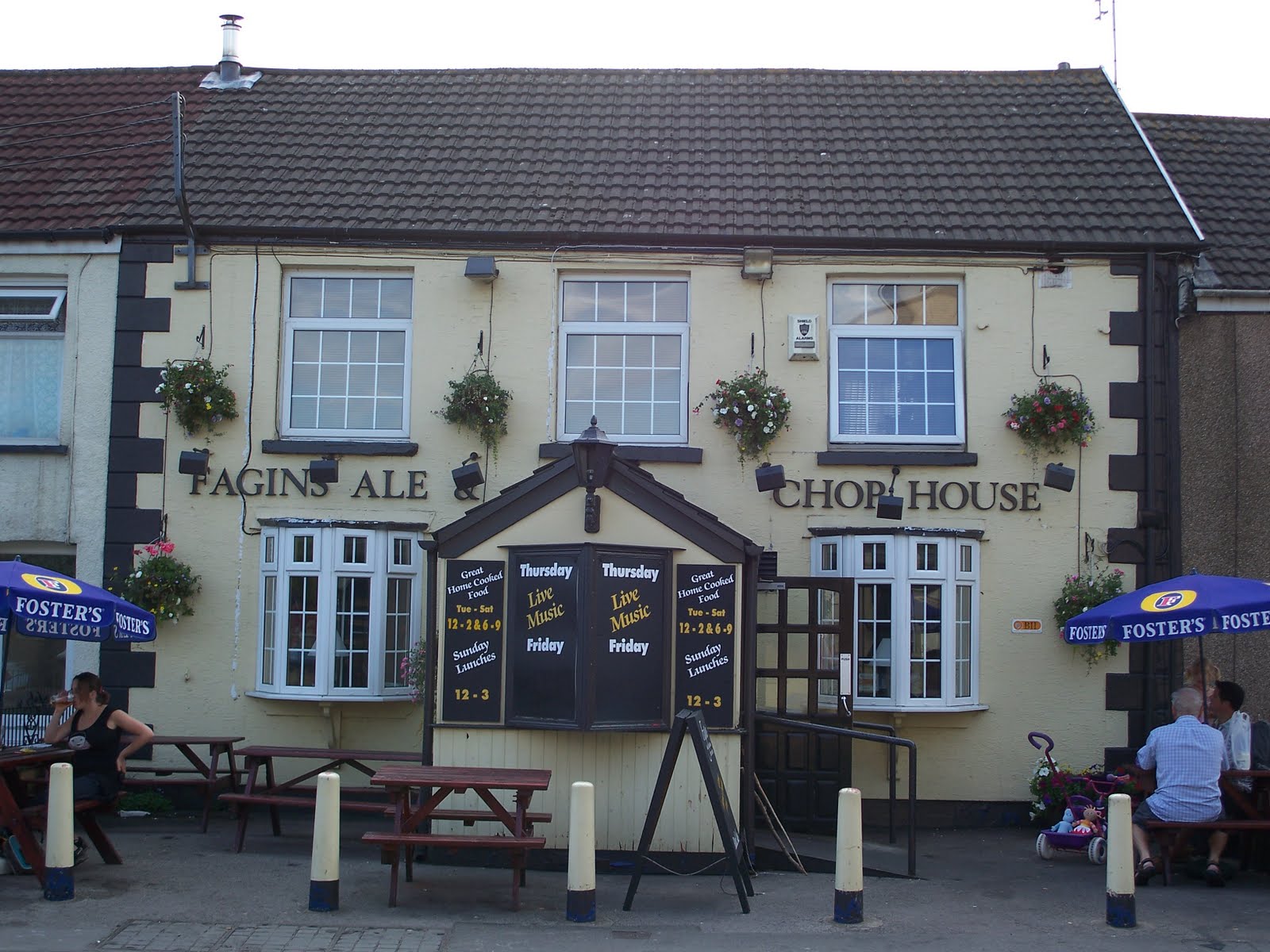 Drunken Ramblings: Cardiff Pub Walks: The Mightly Caerphilly Hills Pub ...