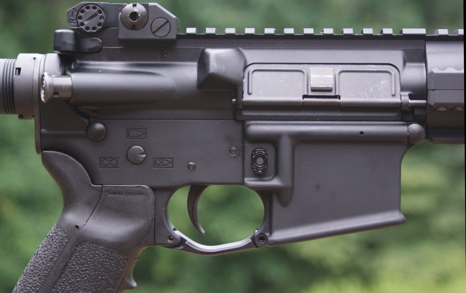 A Real Man's Objective Reviews / Gunsumer Reports: LWRC M6A2 Review ...