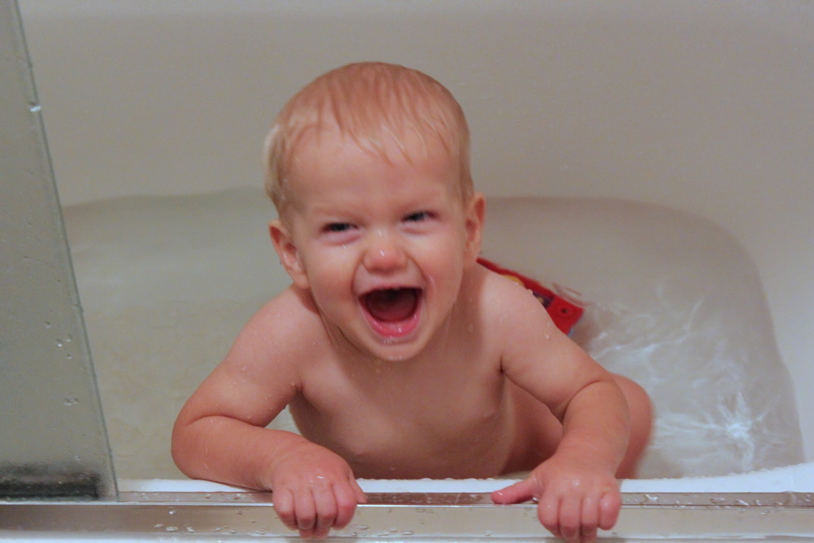 Baby Durso: Bath time fun