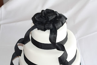 Becca's Blue Bakery: Classic Black Ribbon Wedding Cake