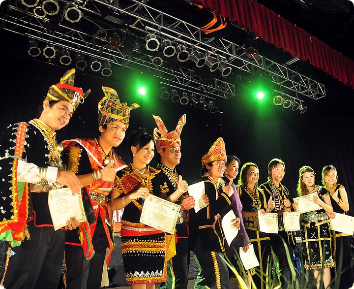 Fanzi Ruji: Sugandoi Kaamatan 2010