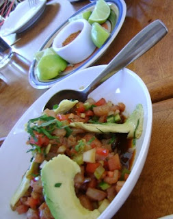 C&C para dos...: El Muelle Tres: comiendo entre piratas