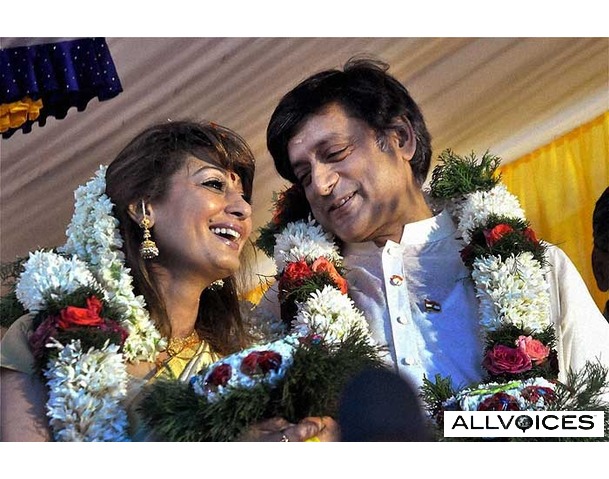 That's How It Really Works !!: Shashi Tharoor - Sunanda Pushkar Wedding Photos