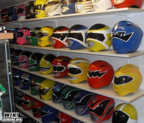 Chamba Iraheta: Buenísima colección de cascos de los Power Rangers