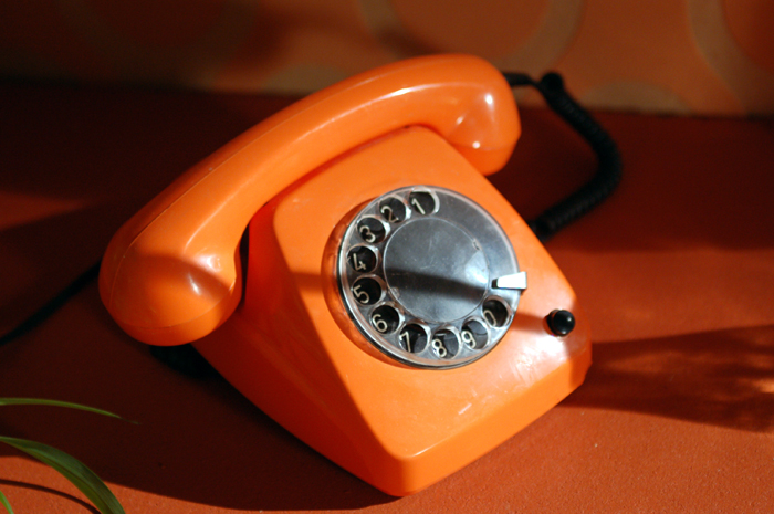 Neid 4 Telefon