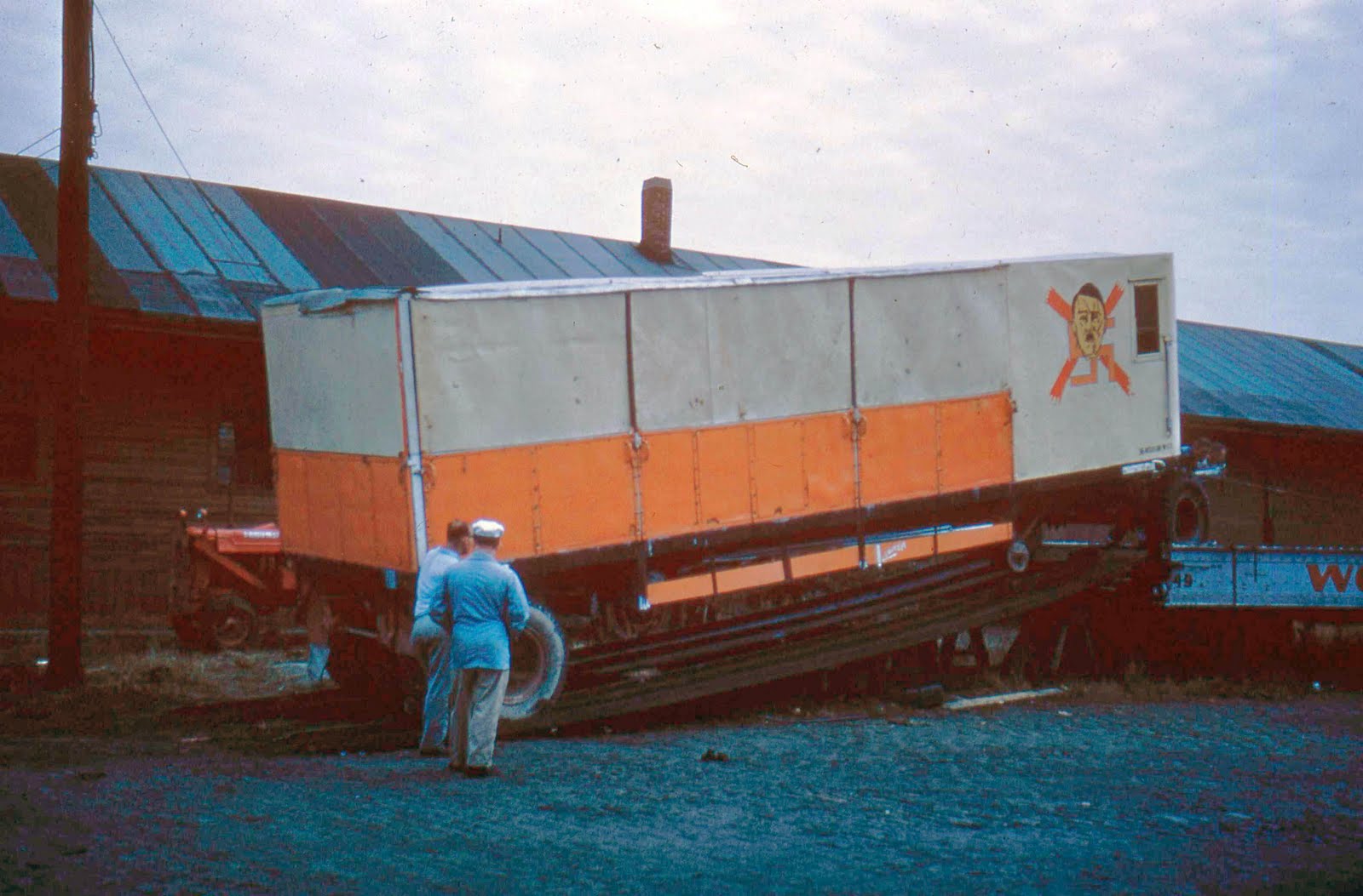 Sawdust and Spangles: World of Mirth from Ed Tracy