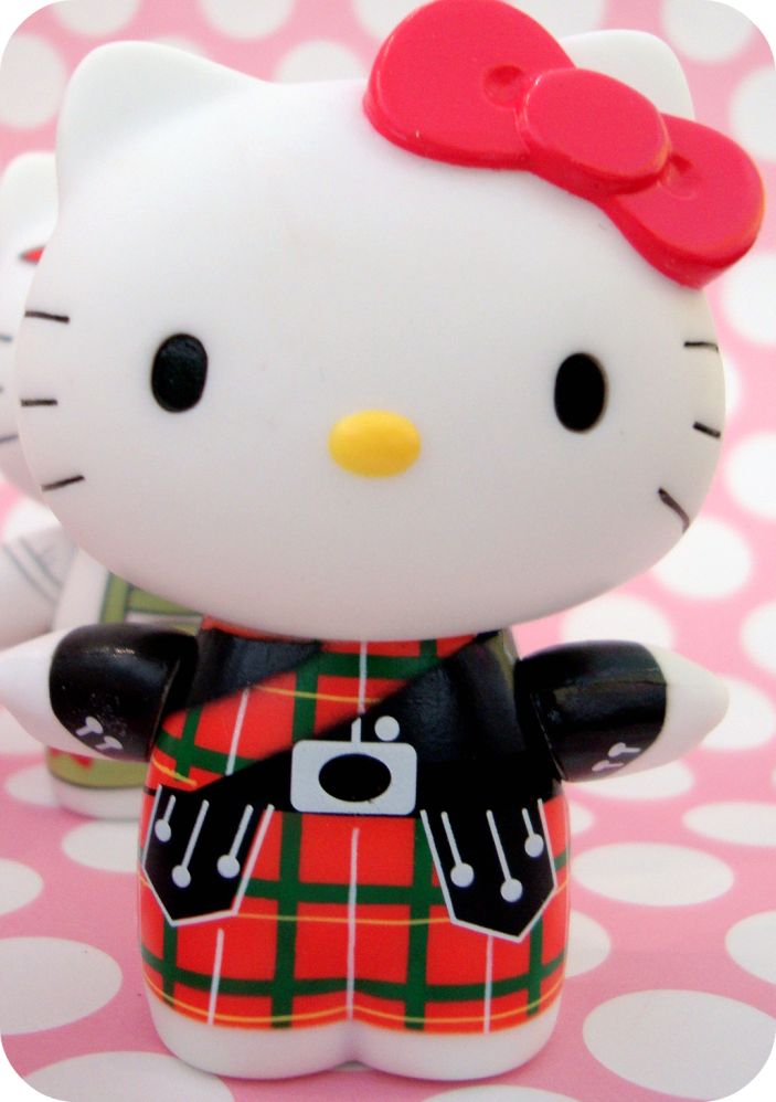 Kawaii Planet: Hello Kitty x Urban Outfitters Vinyl Figures Series 3