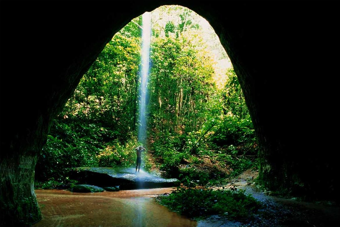 O El Dorado é aqui: Caverna Refúgio do Maroaga e Gruta da Judéia ...