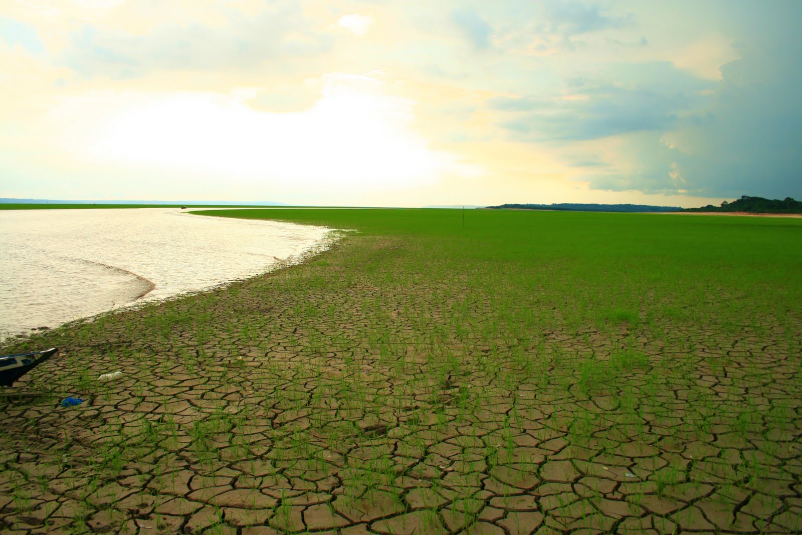 O El Dorado é aqui: Praia da Lua, Manaus