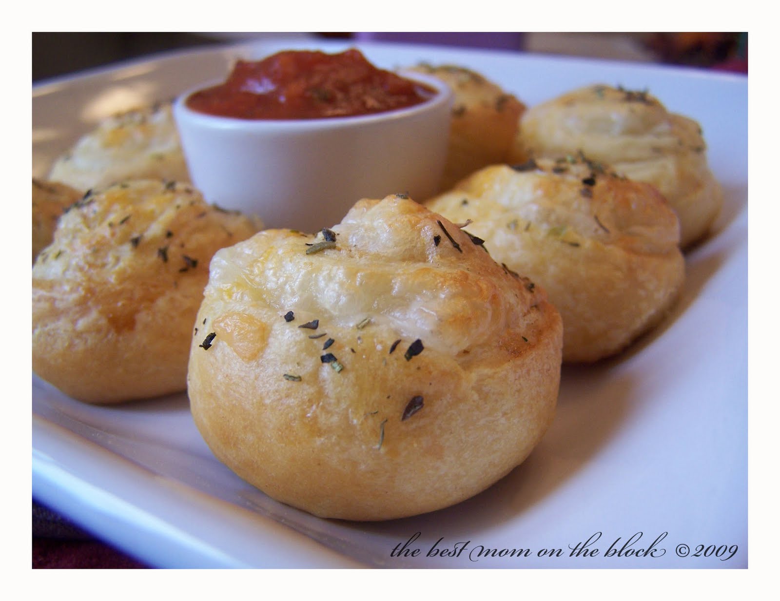 The Best Mom on the Block: Cheesy & Pizza Puffs