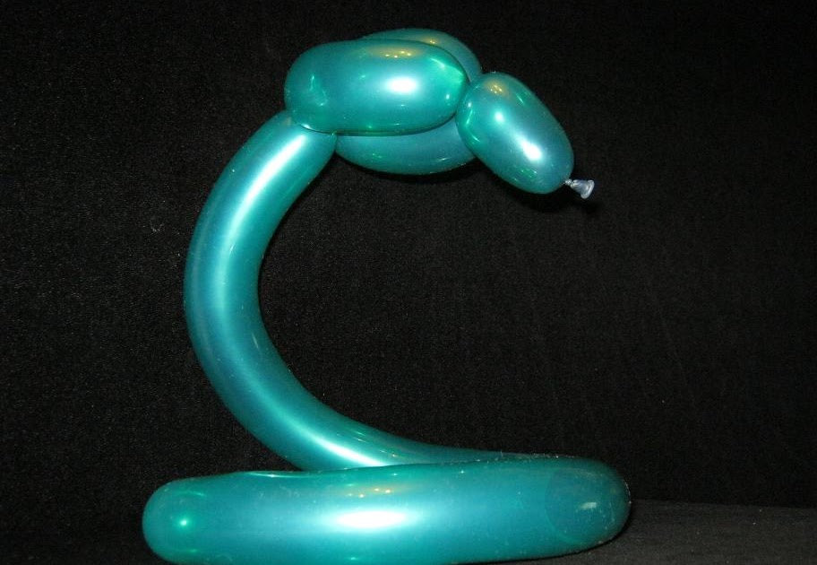Balloon Animals with one Balloon: Snake - One 260 Q Balloon
