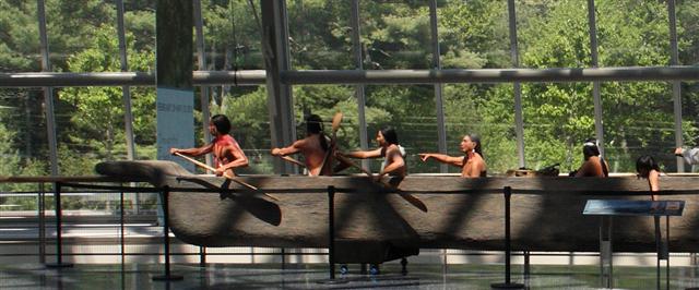 Life Looms Large: Mashantucket Pequot Museum