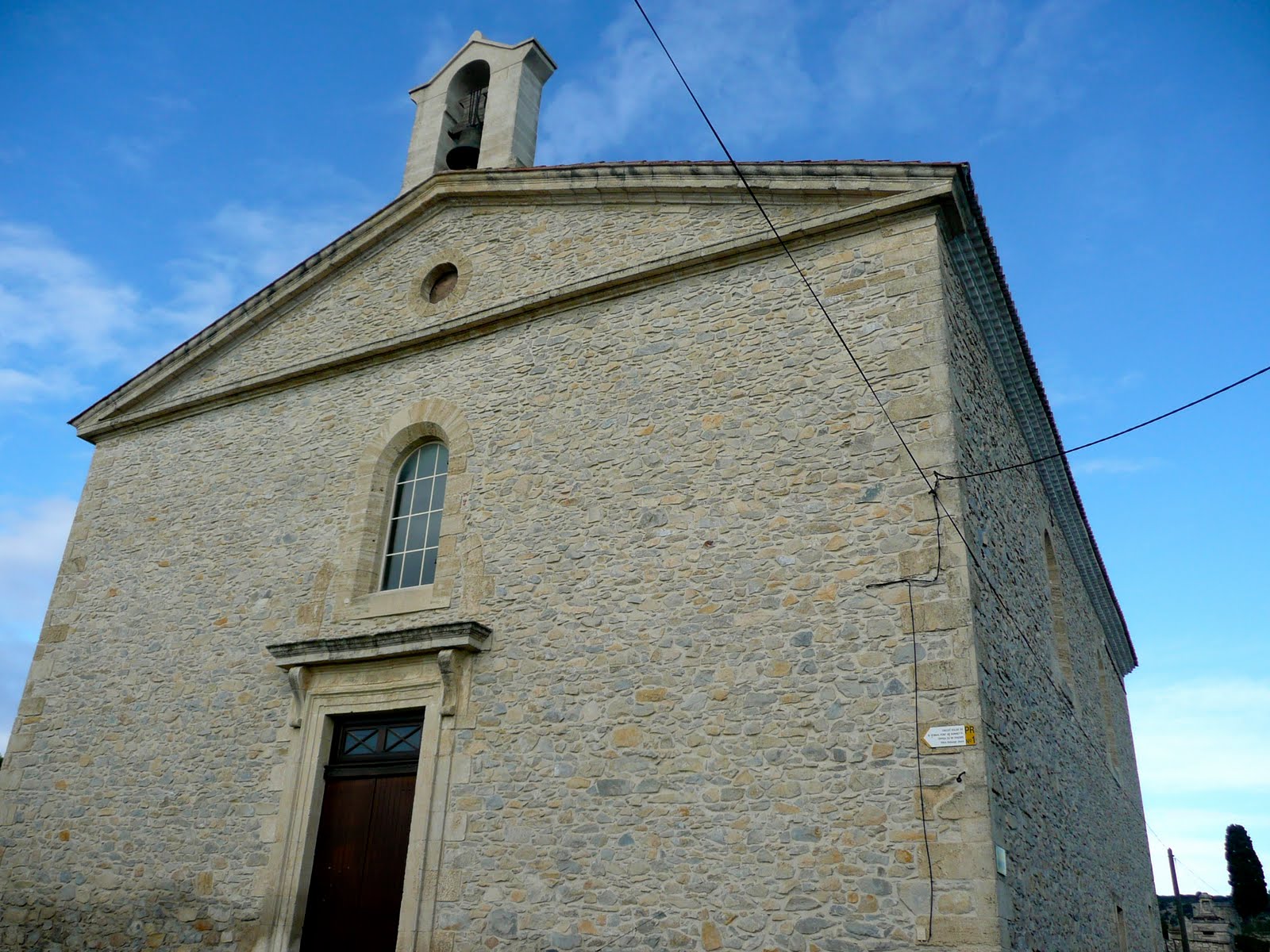 Living In Montpellier: Clarensac : Temple