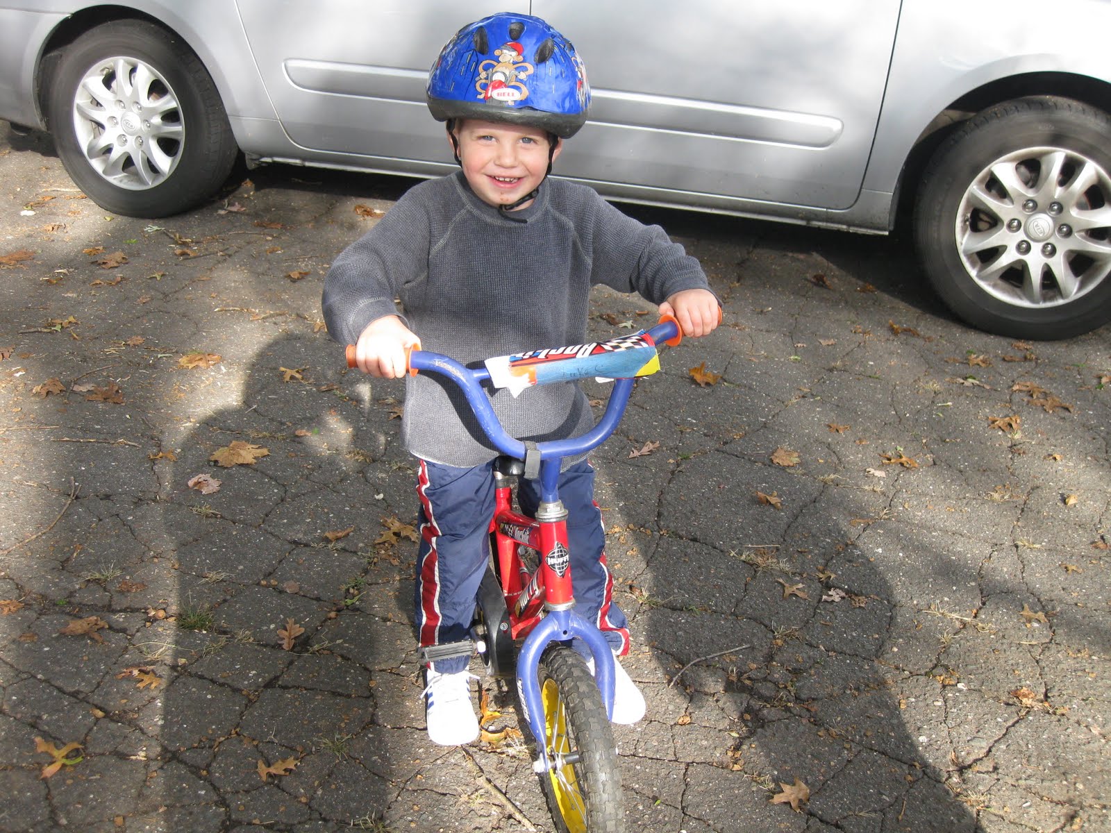 The Castor Boys: Cole Rides a Two Wheeler!