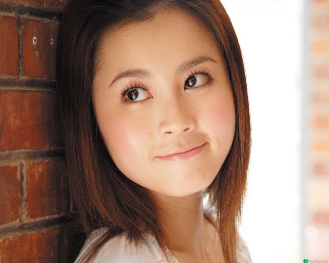 All the pretty girl in town :): The Beautiful Girl in Town