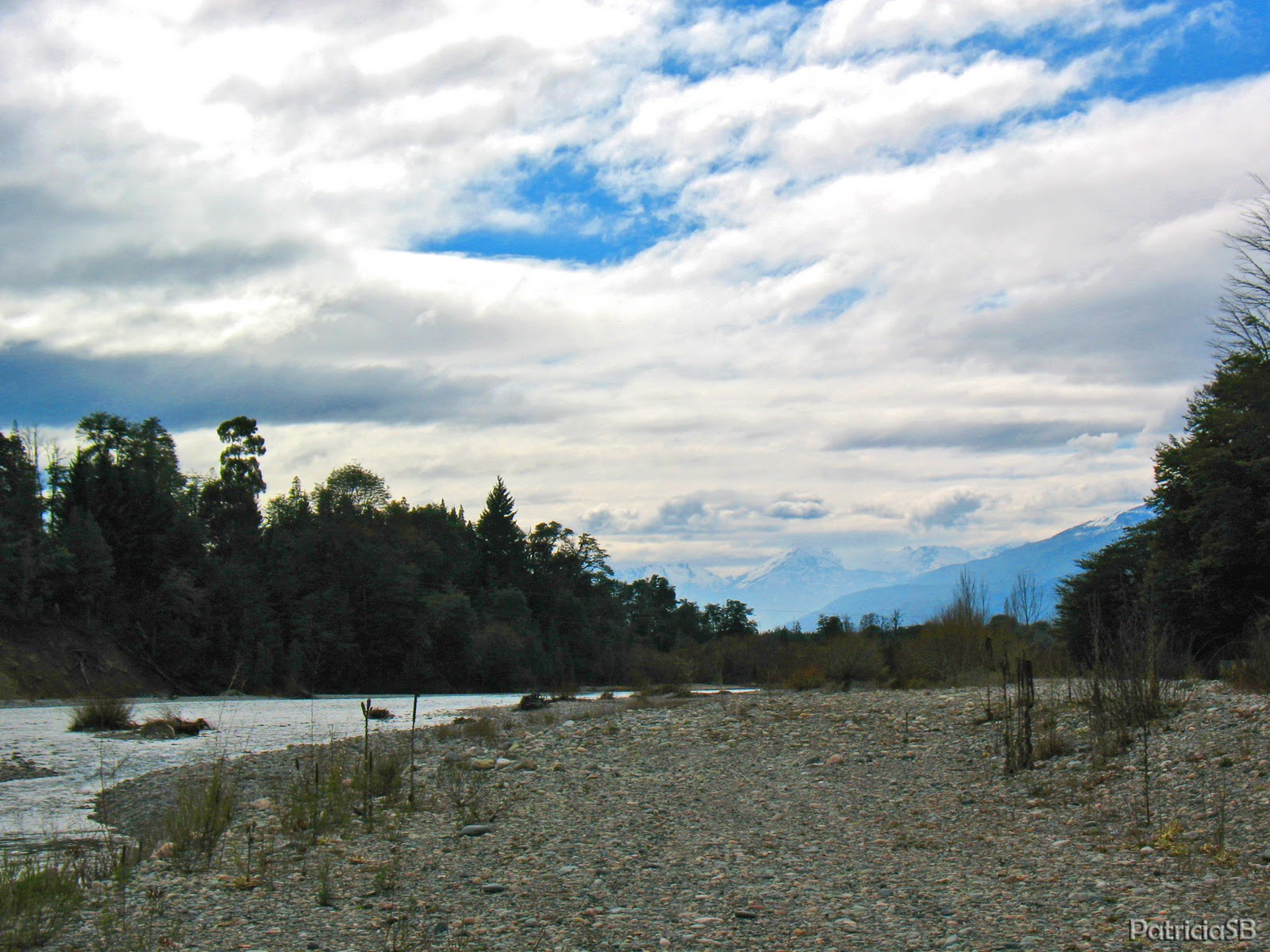 FOTOS Y RELATOS DE VIAJES: Al río Azul...