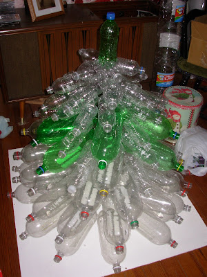 Domestic Kingdom of Bliss: Plastic Bottle Christmas Tree