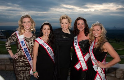 Elizabeth Larsen - Mrs. Washington America 2009: The Grey Ribbon Gala ...