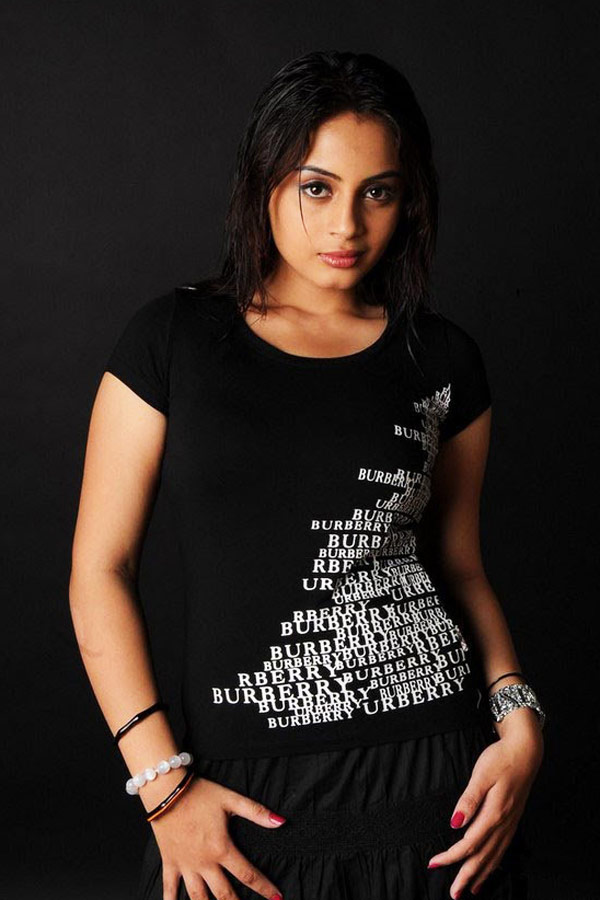 Tollywood Actress Photos: Suhani Latest Cute Photos