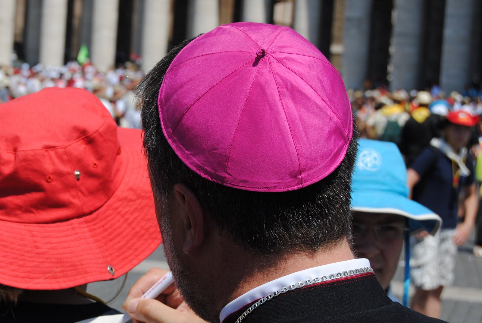 Orbis Catholicus Secundus: The Zucchetto (Pileolus)