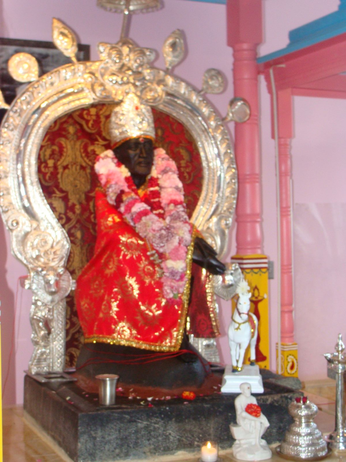 Sai Wallpaper: Sri Sai Amruta Narayana Sarveshwara Aaalayam, Virginia, USA.