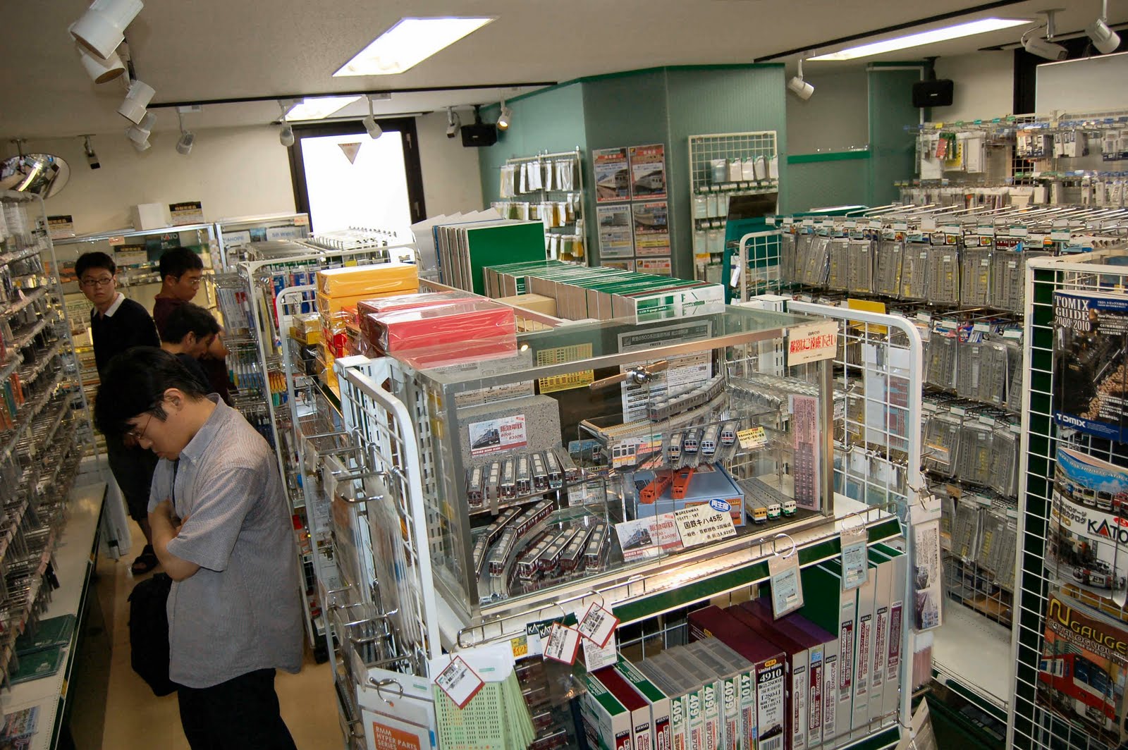 quinntopia - An N Scale blog: Tokyo Hobby Shops!