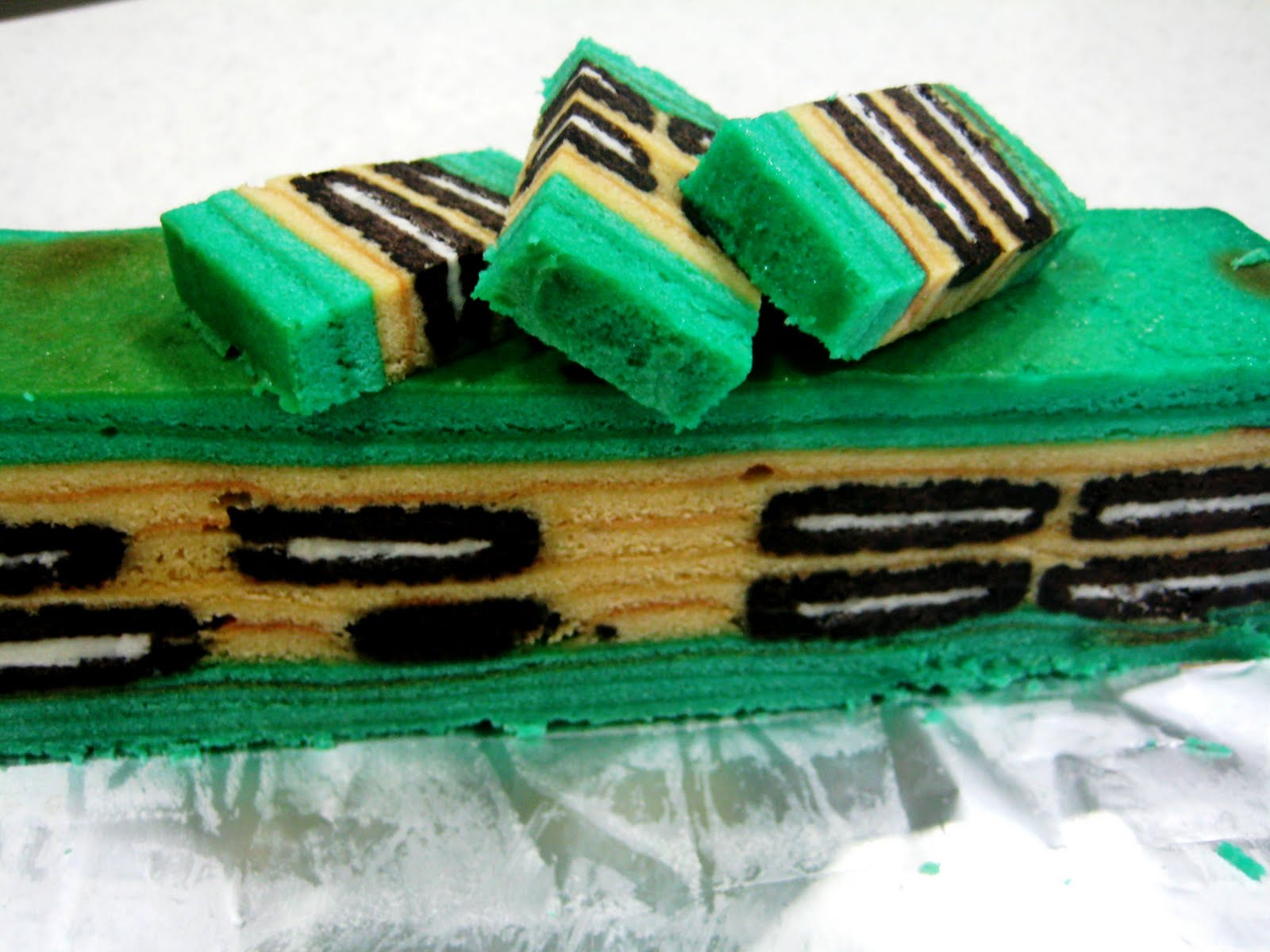 Lapis Indulge - KEK LAPIS SARAWAK: Kek Lapis For Raya Aidil Fitri 2010