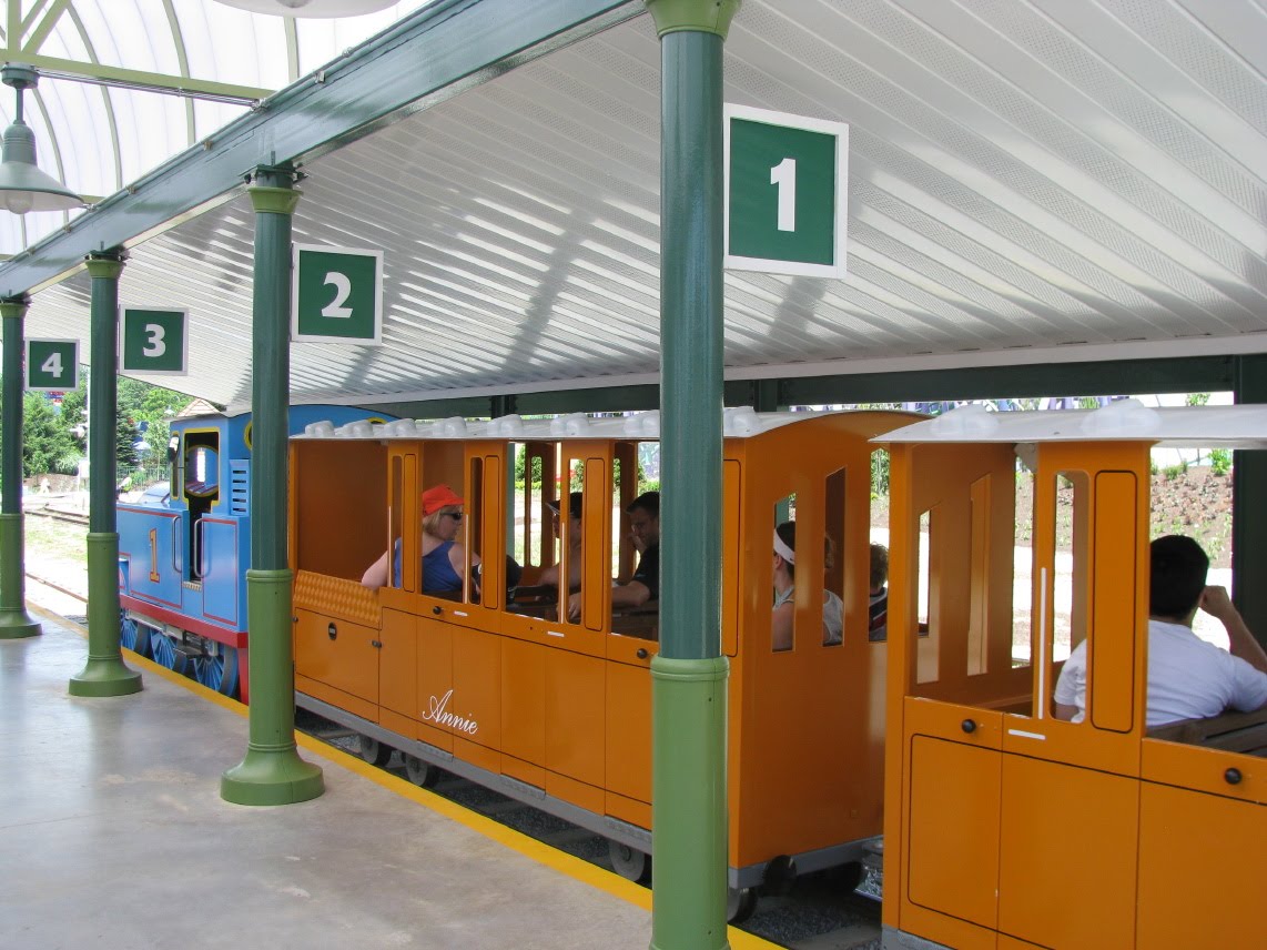 NewsPlusNotes: Introducing Thomas Town at Six Flags America!