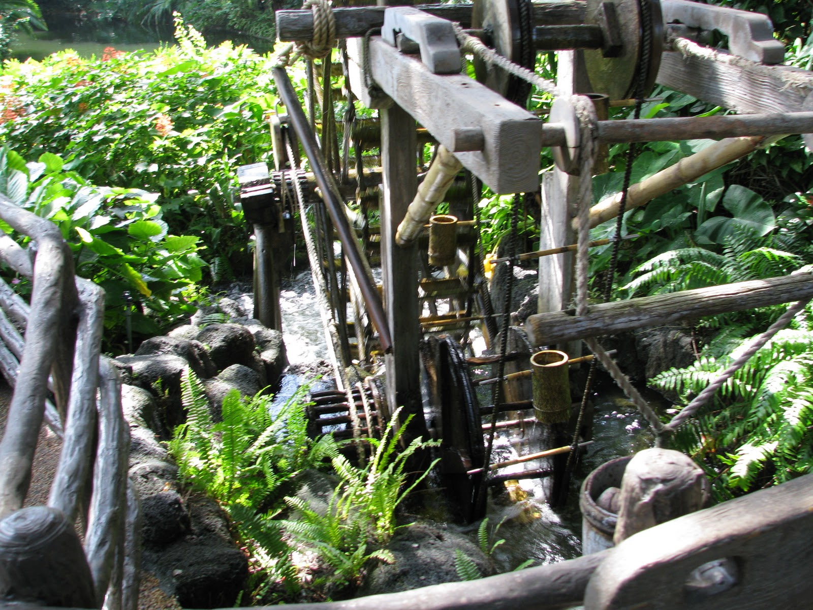 Exploring The Swiss Family Robinson Treehouse | Disney World Blog ...