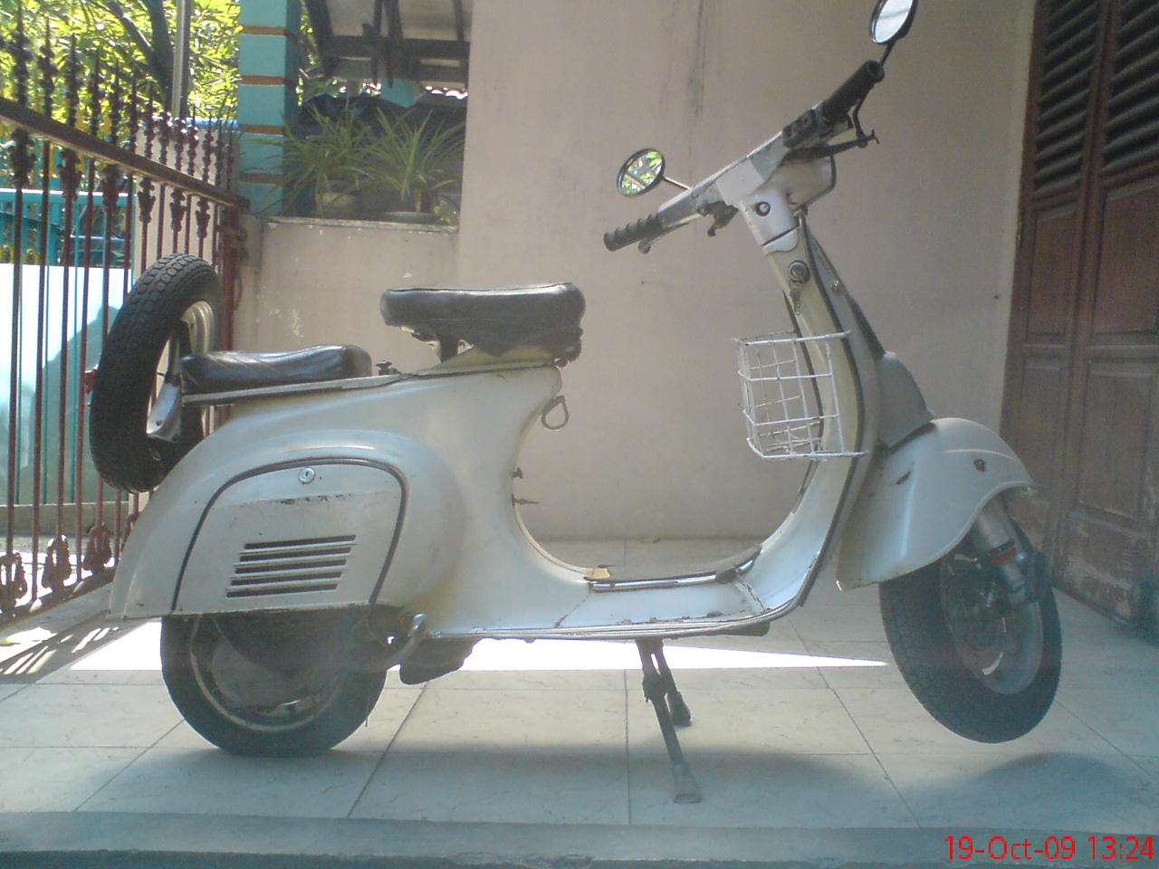 DHANDI SCOOTER VESPA: PTS 100 84 cat orisinil
