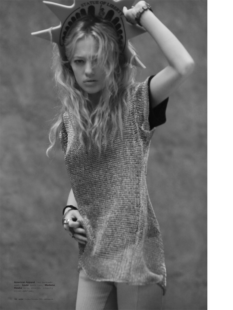 Zippora Seven - Oyster #89 - Face Beauty Girl