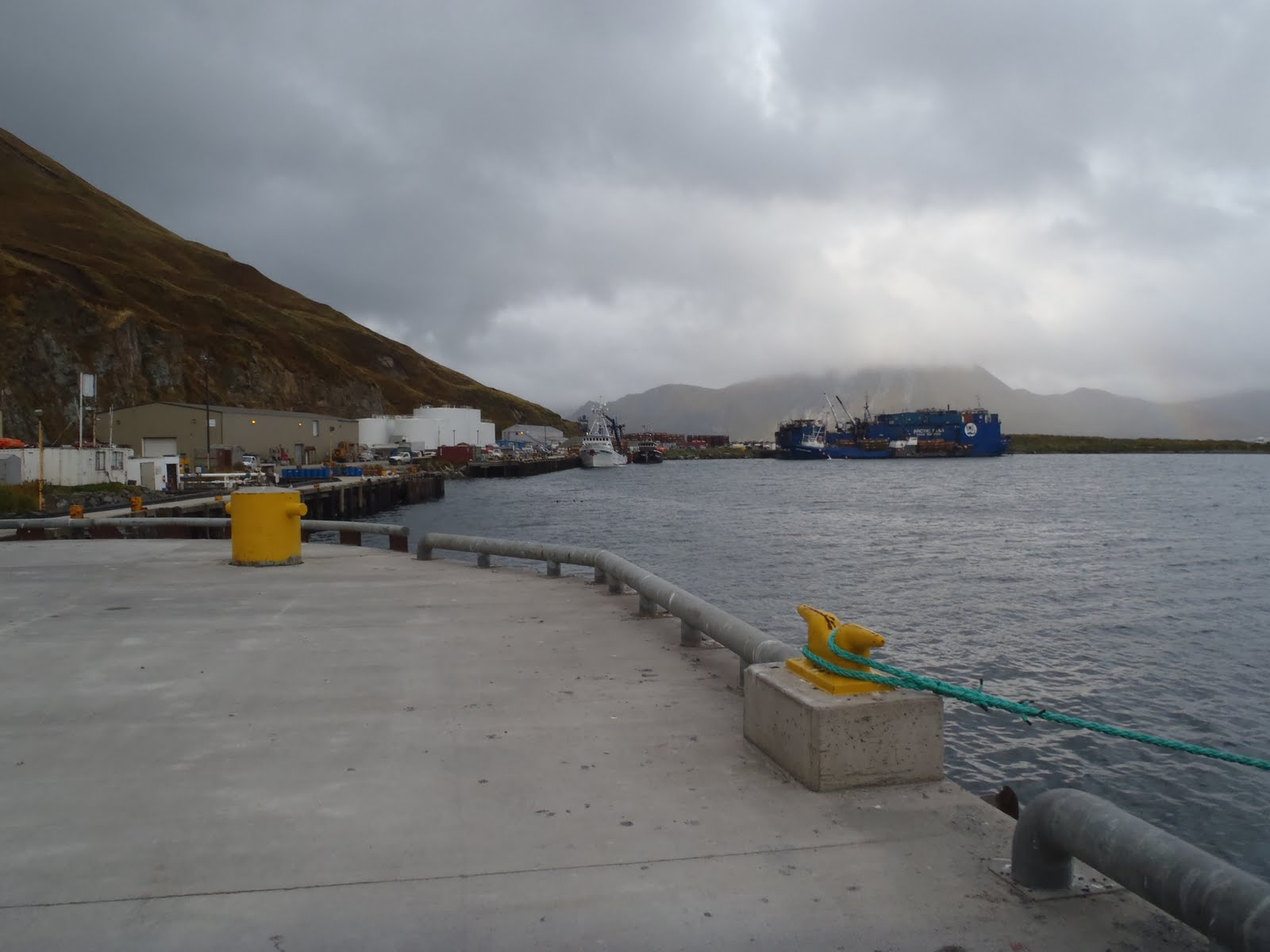 Dutch Harbor Dirt to Nome Dirt: The Deadliest Catch Boats prepare to ...