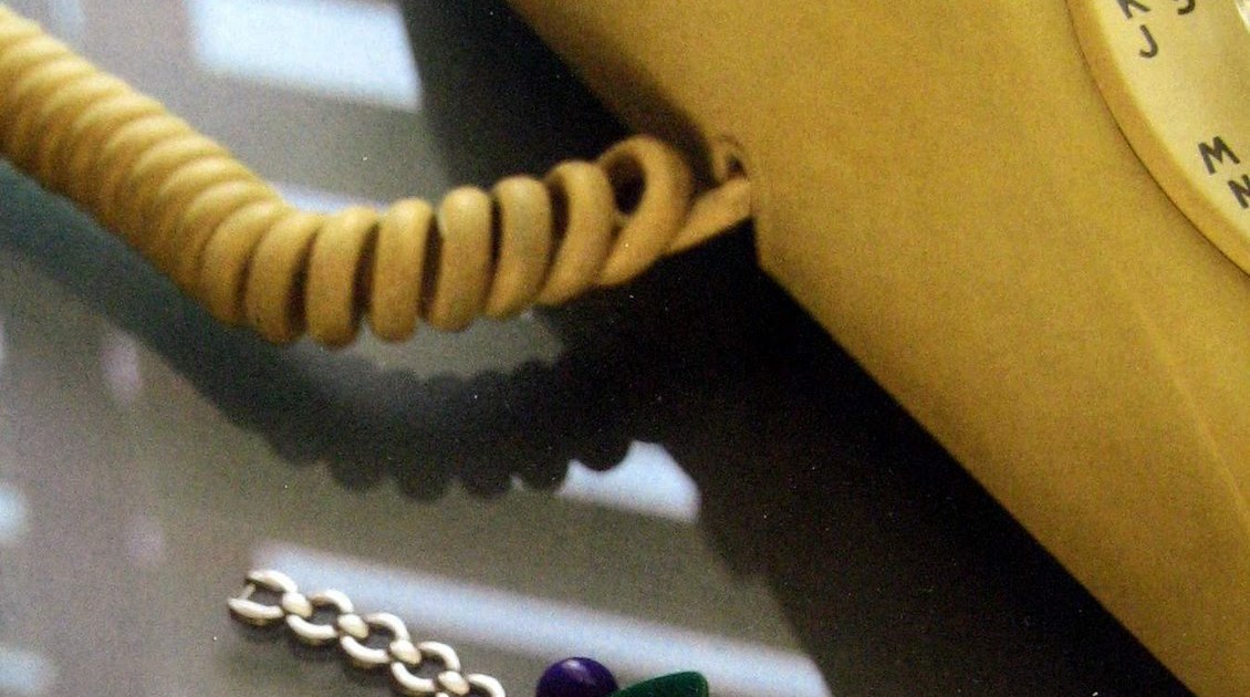 Fifi Flowers: COLOUR in the Home...