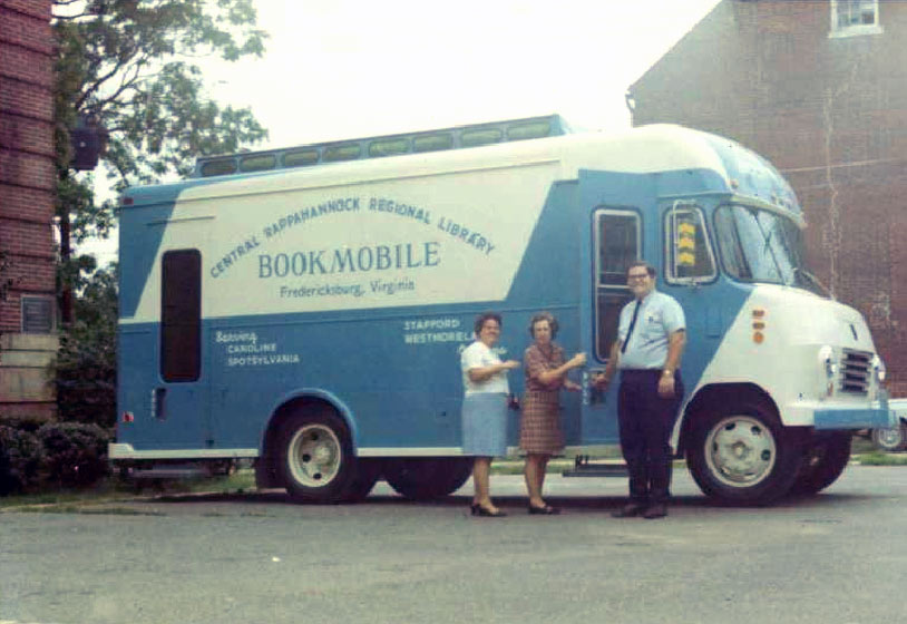 Off the Shelf: Ode to the Bookmobile