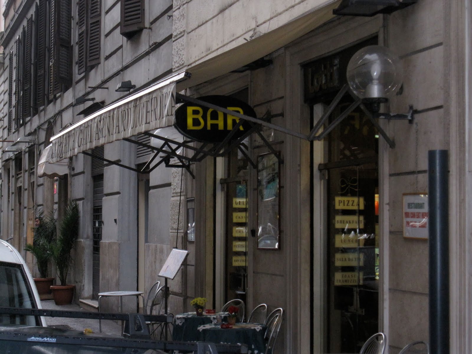 Rob G Restaurant Recs: Roma - Caffe!